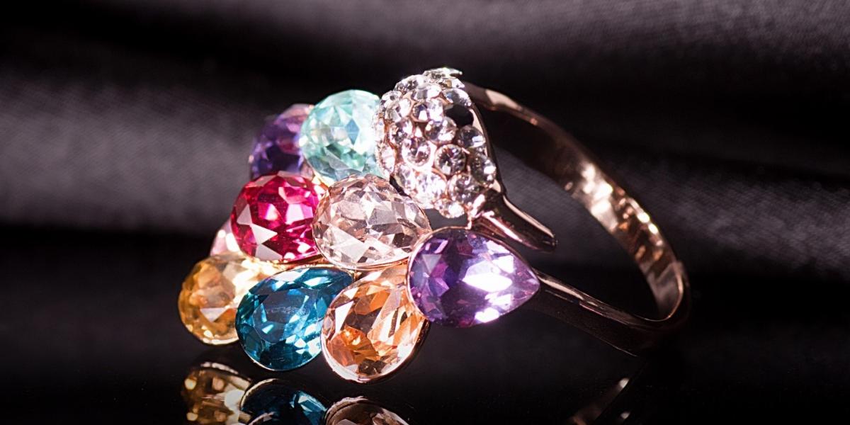 Explore gorgeous diamond alternatives | Ben Moss Jewellers